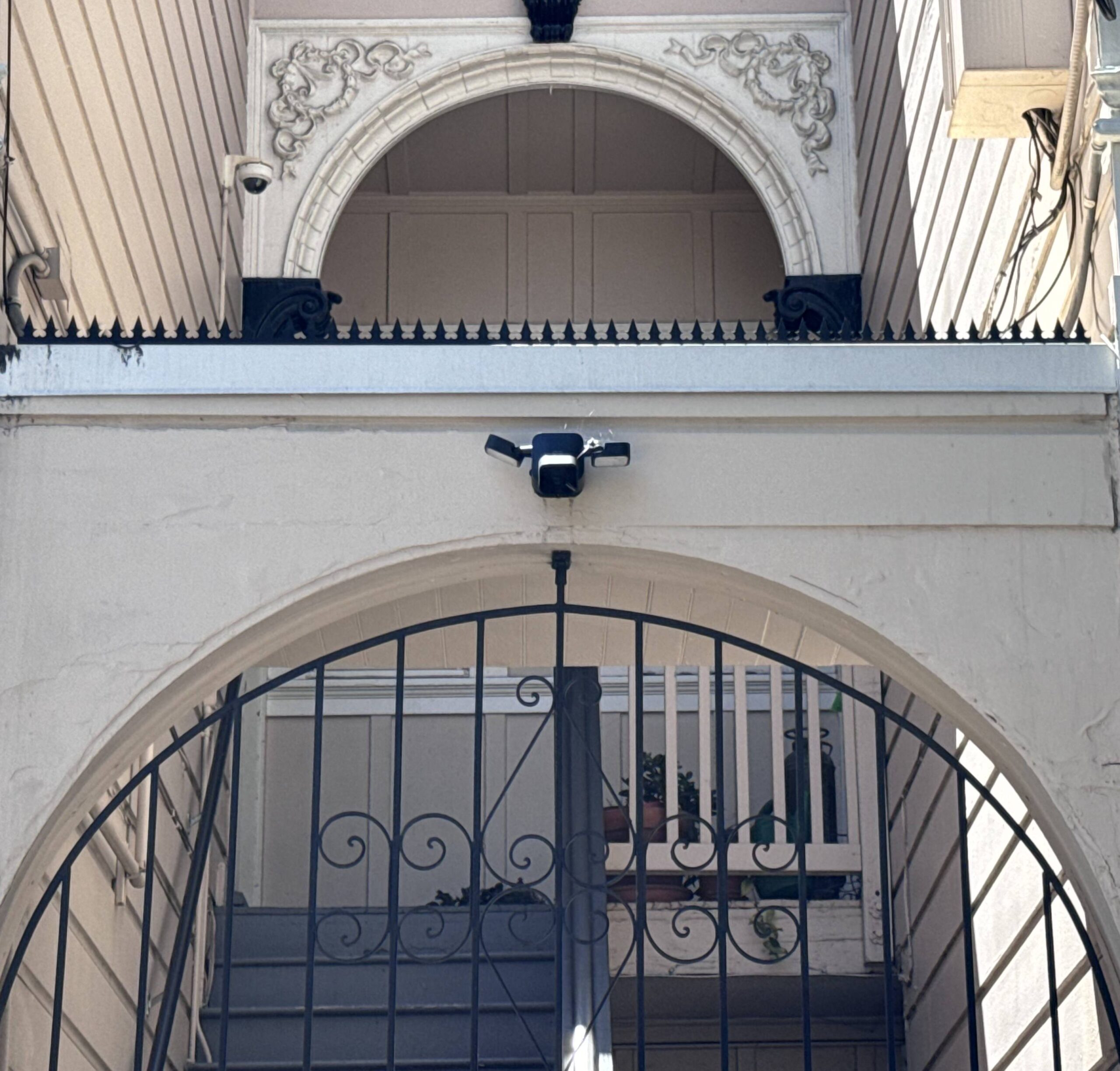 Entrée d’immeuble | San Francisco | Otani Ninja Deterrent